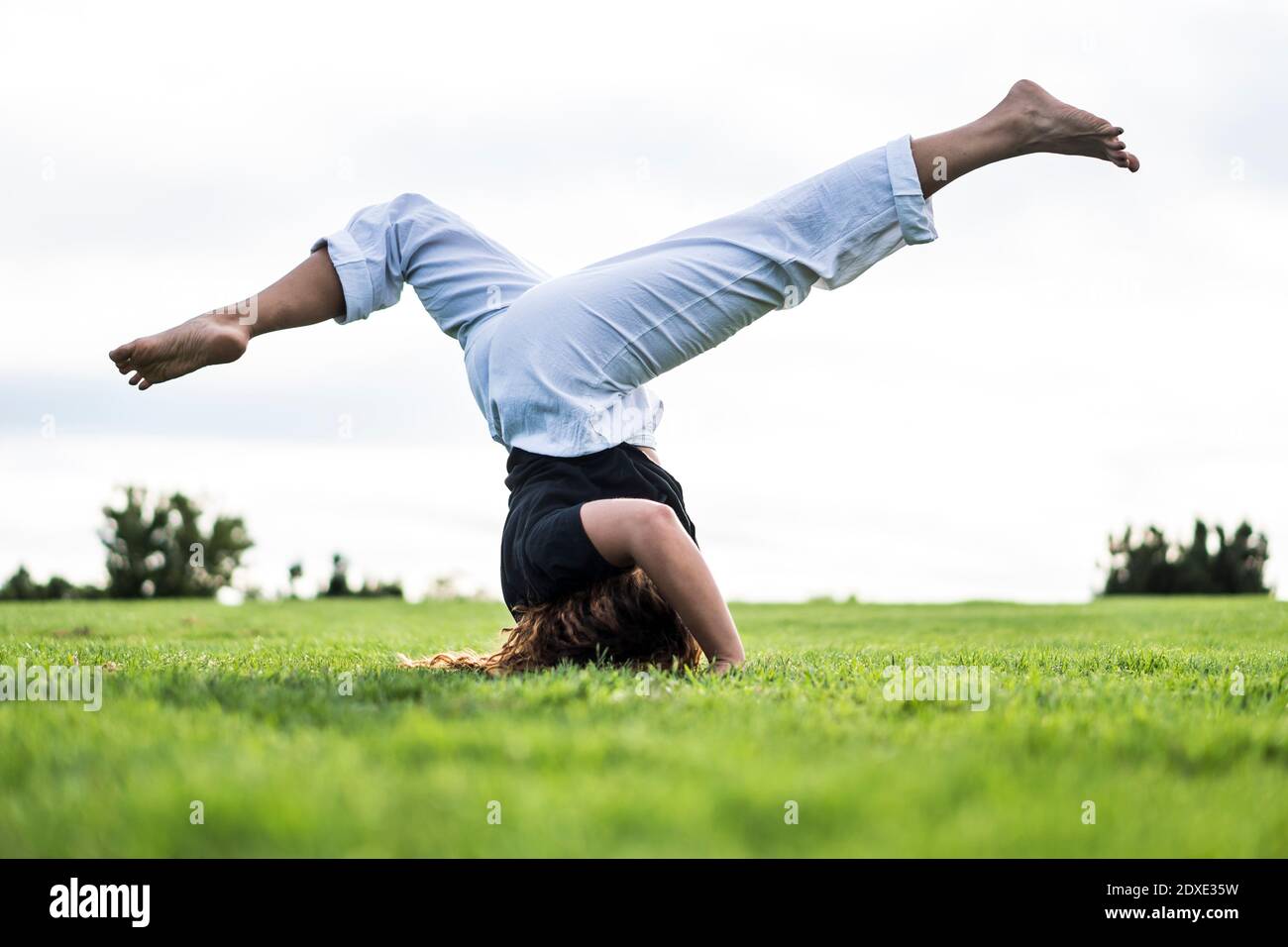 Turning cartwheel hi-res stock photography and images - Alamy