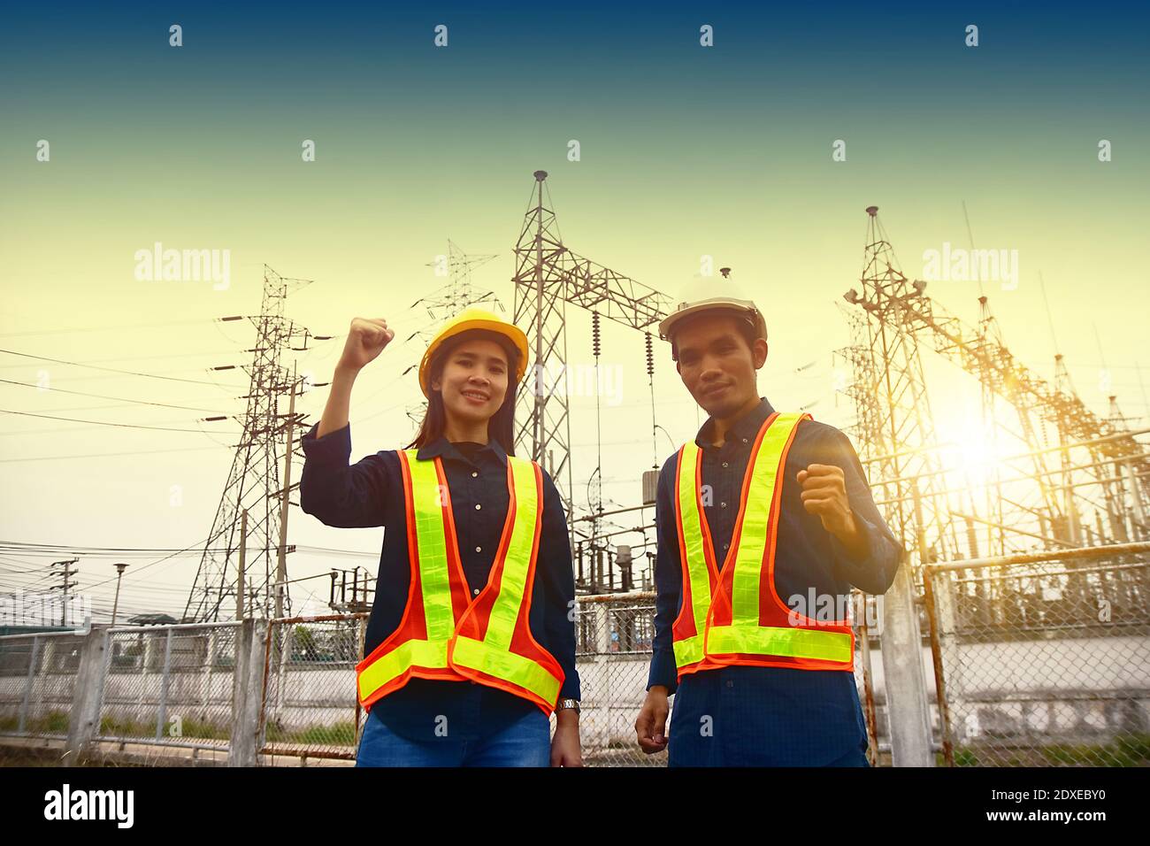 Two Engineer Thump up Success project Power plant System Sunlight ...
