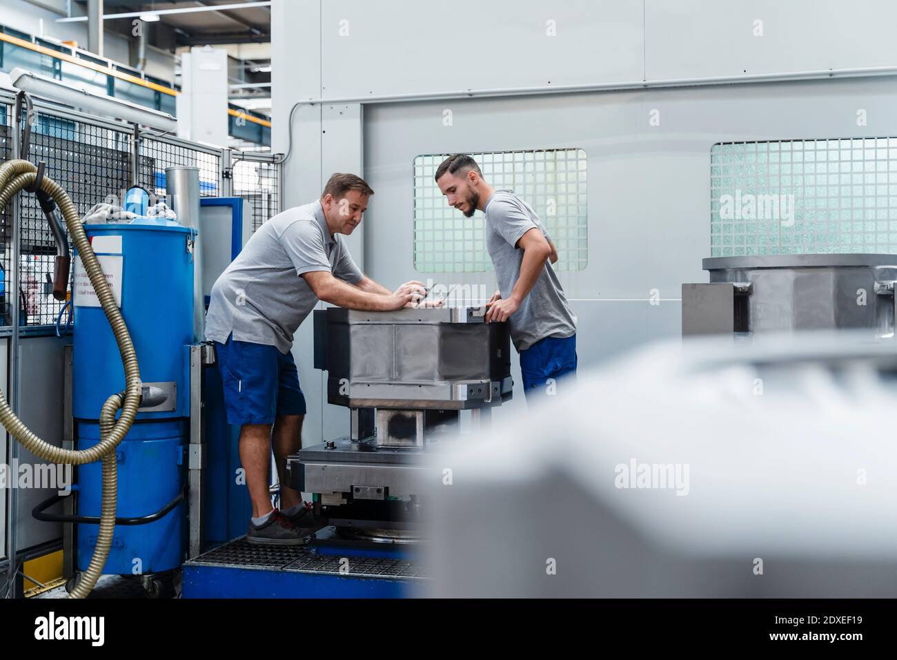 Workers testing hi-res stock photography and images - Alamy