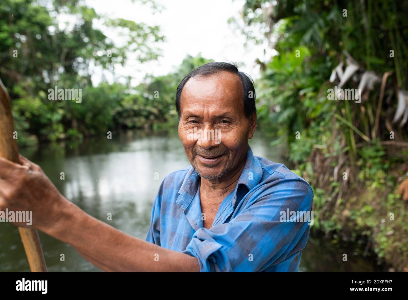 Indios guaranì hi-res stock photography and images - Alamy