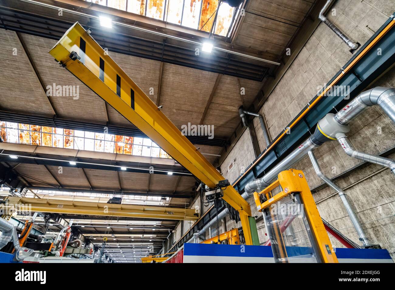 Industrial crane hi-res stock photography and images - Alamy