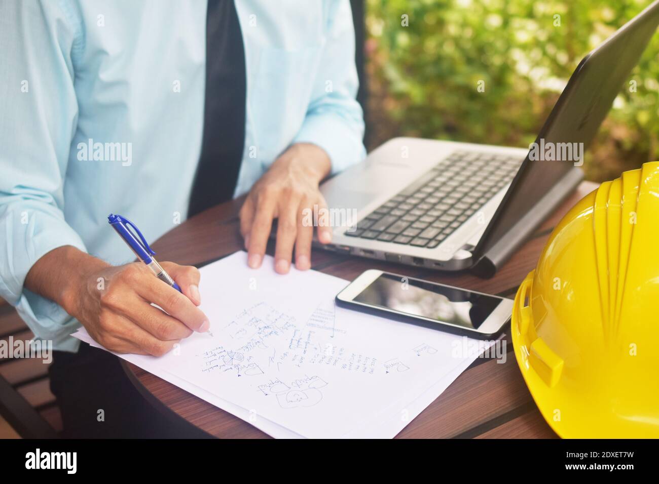 Civil engineers design hi-res stock photography and images - Alamy