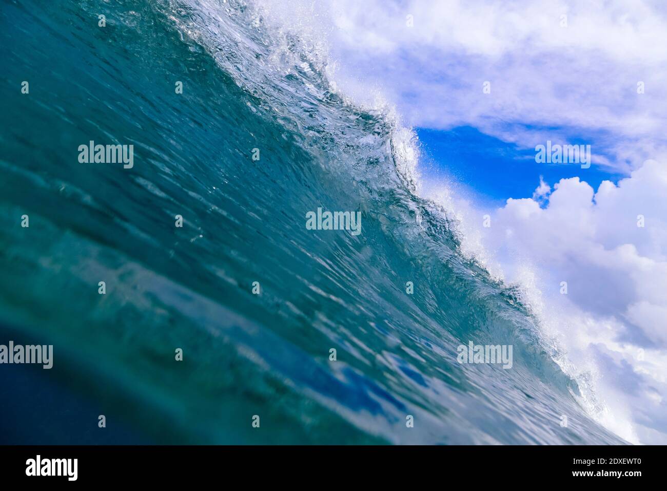 Blue splashing wave of Arabian Sea Stock Photo - Alamy