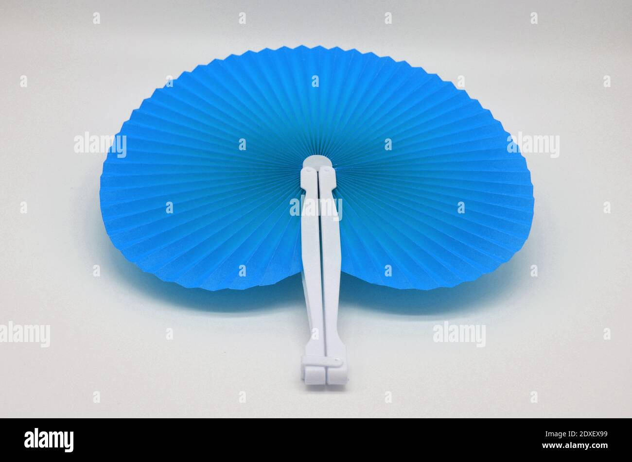 Hand fan cut out hi-res stock photography and images - Alamy