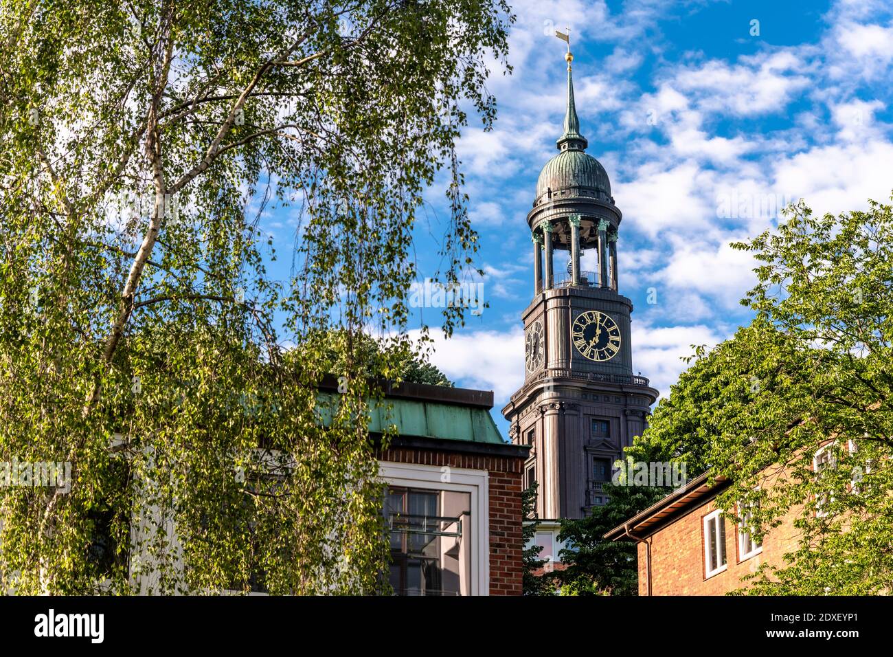 Church saint michaelis hi-res stock photography and images - Alamy