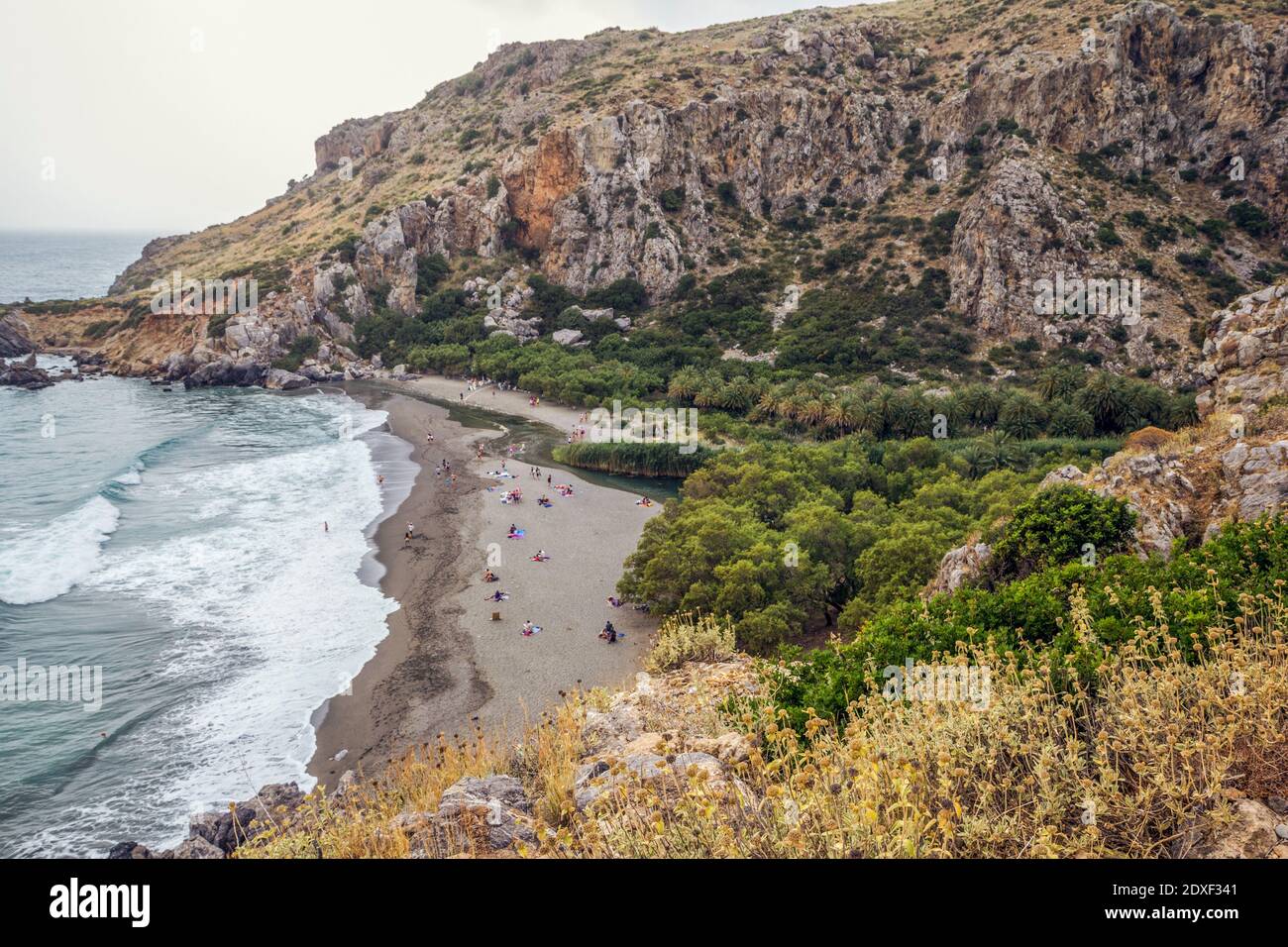 Rough cliffs hi-res stock photography and images - Alamy