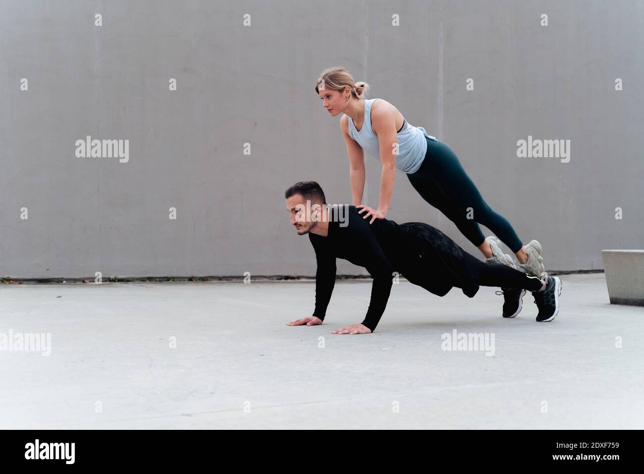 Woman push man away hi-res stock photography and images - Alamy