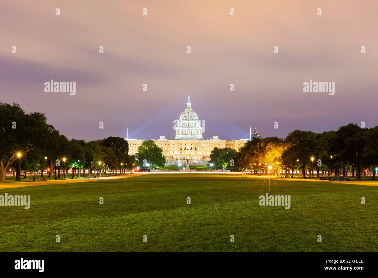 United states capitol eastern end national mall night hi-res stock ...