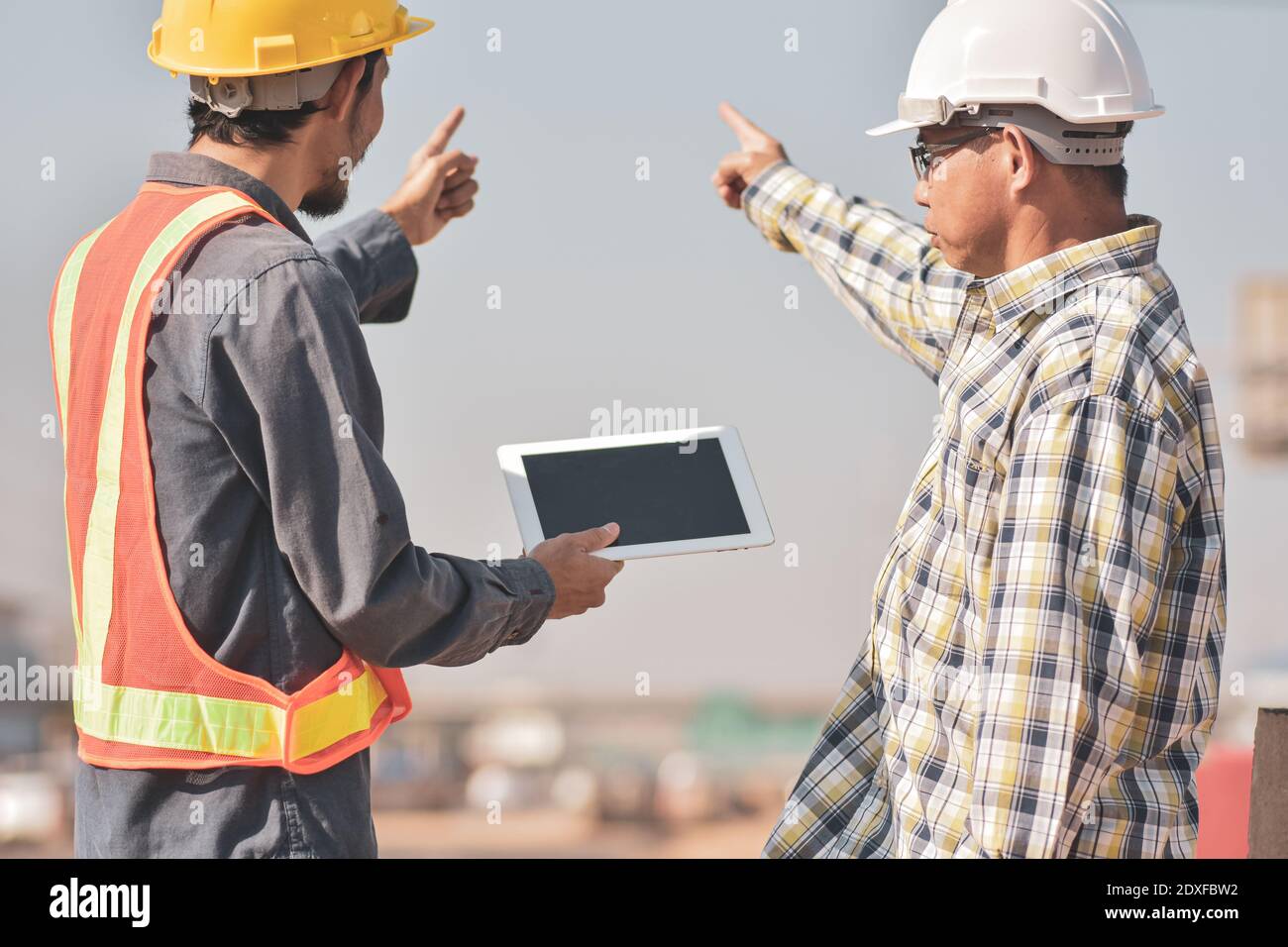 Road construction project management hi-res stock photography and ...