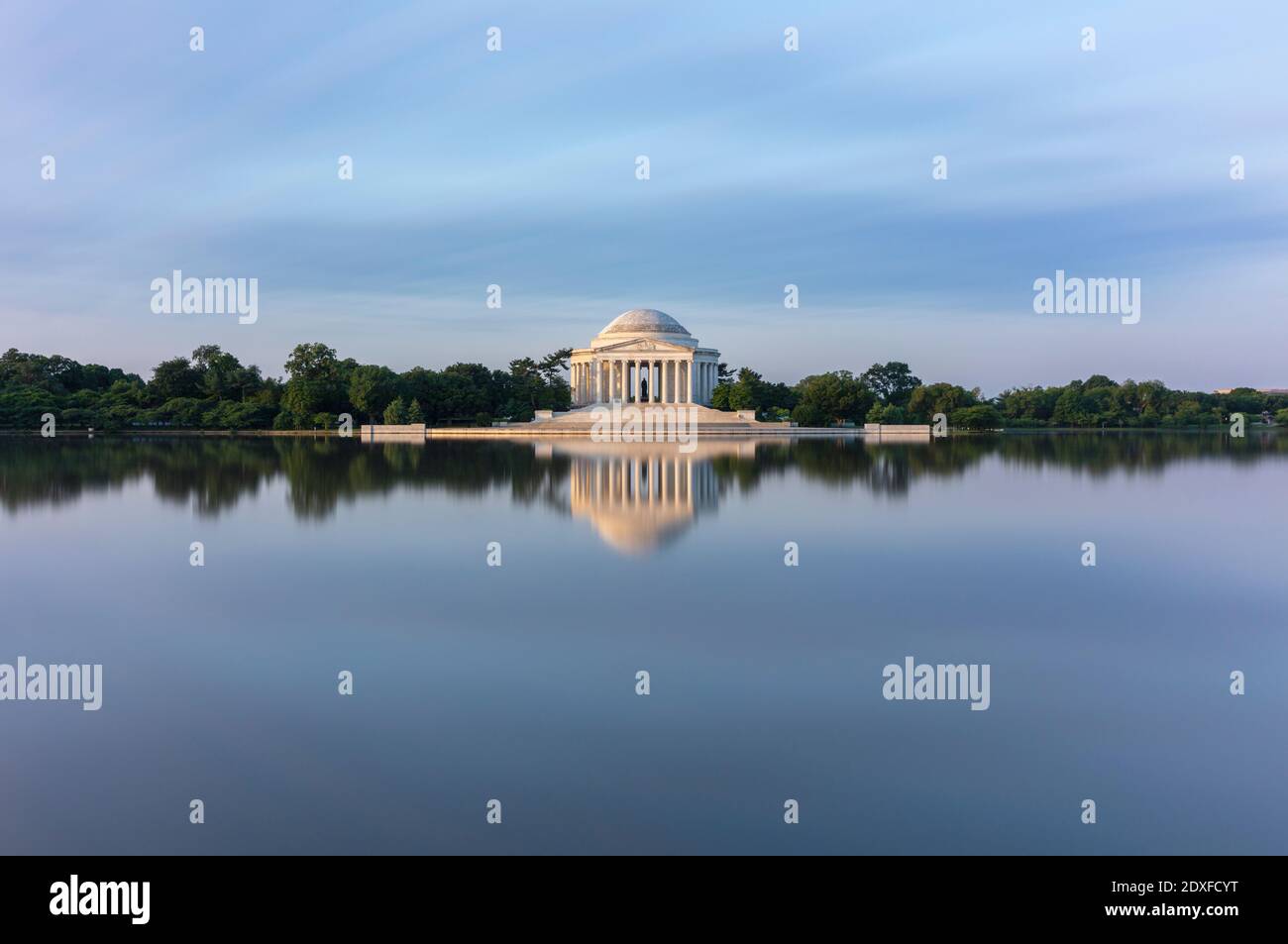 Tidal basin culture hi-res stock photography and images - Alamy