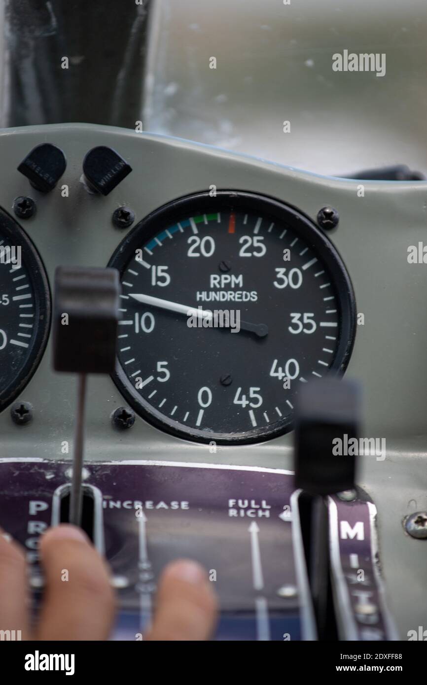 Gauge cockpit helicopter hi-res stock photography and images - Alamy