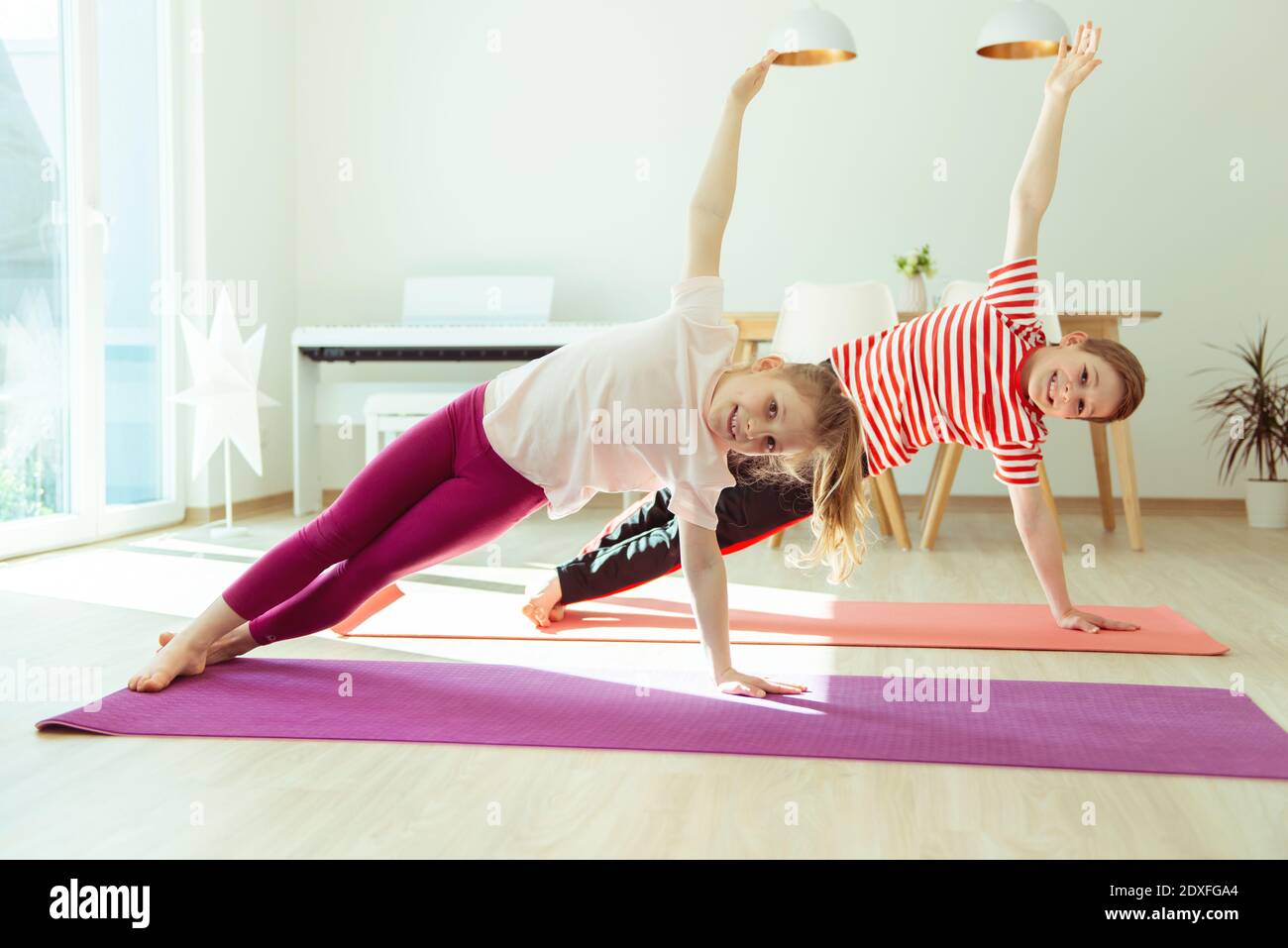 Home fitness girls gymnastics home hi-res stock photography and images ...