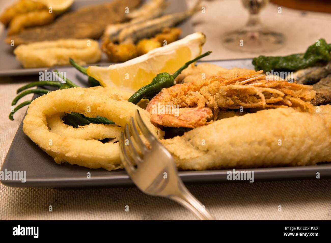 Golden fried hi-res stock photography and images - Alamy