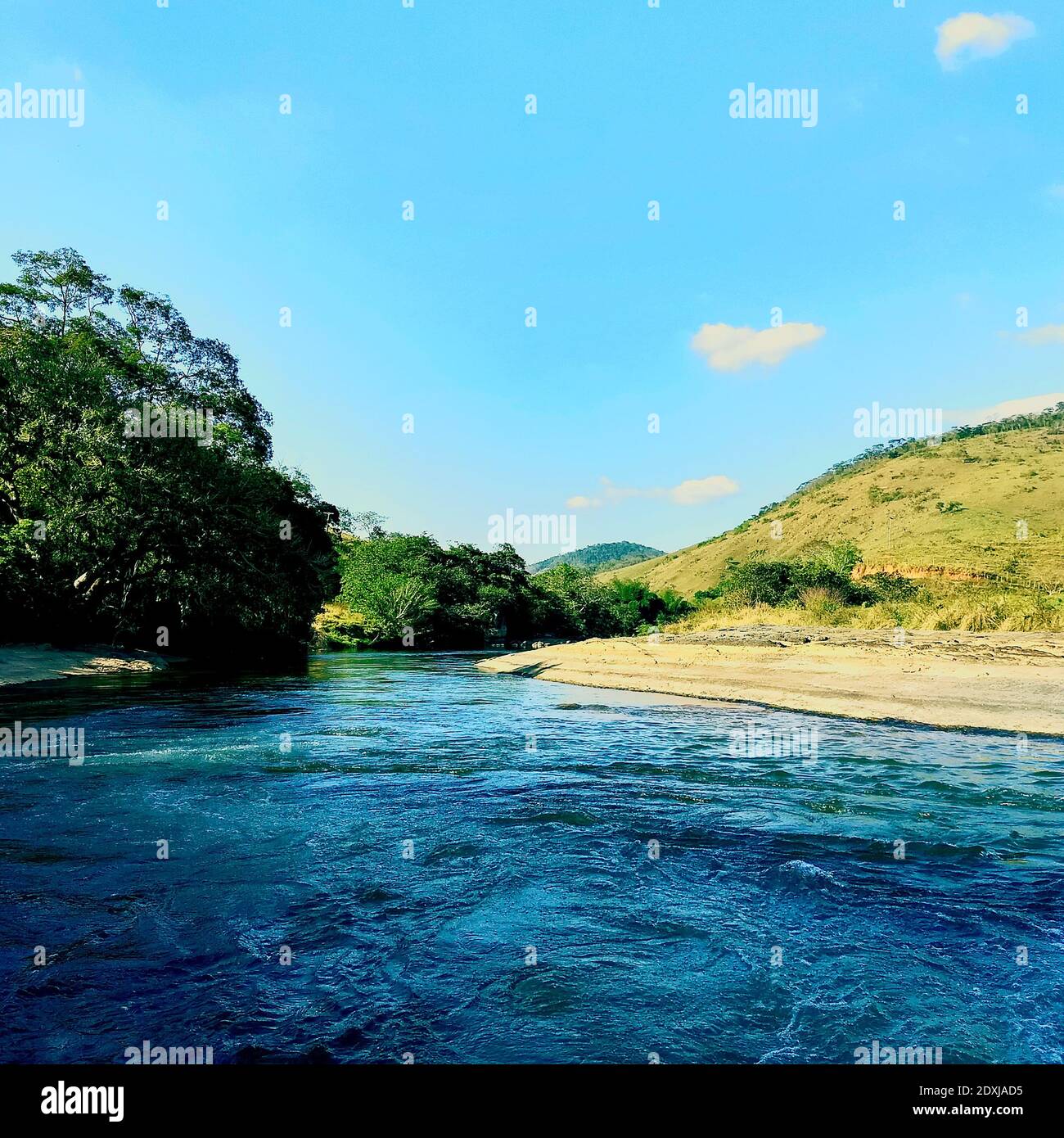 Margem do rio hi-res stock photography and images - Alamy