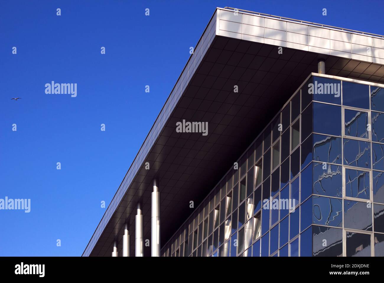 Doctor office exterior hi-res stock photography and images - Alamy