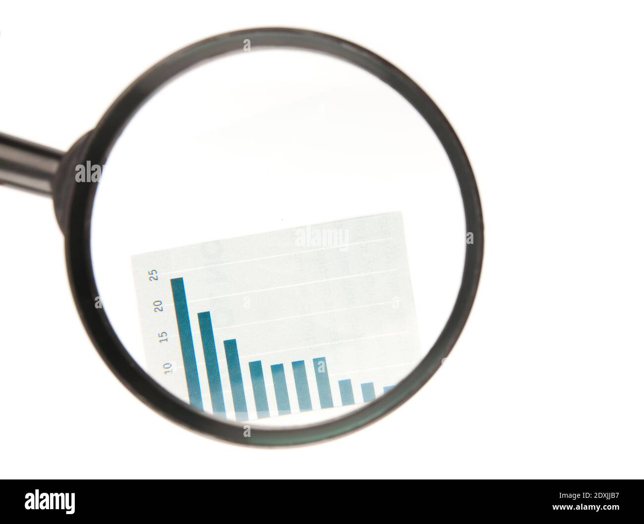 Magnifying glass diagram Cut Out Stock Images & Pictures - Alamy