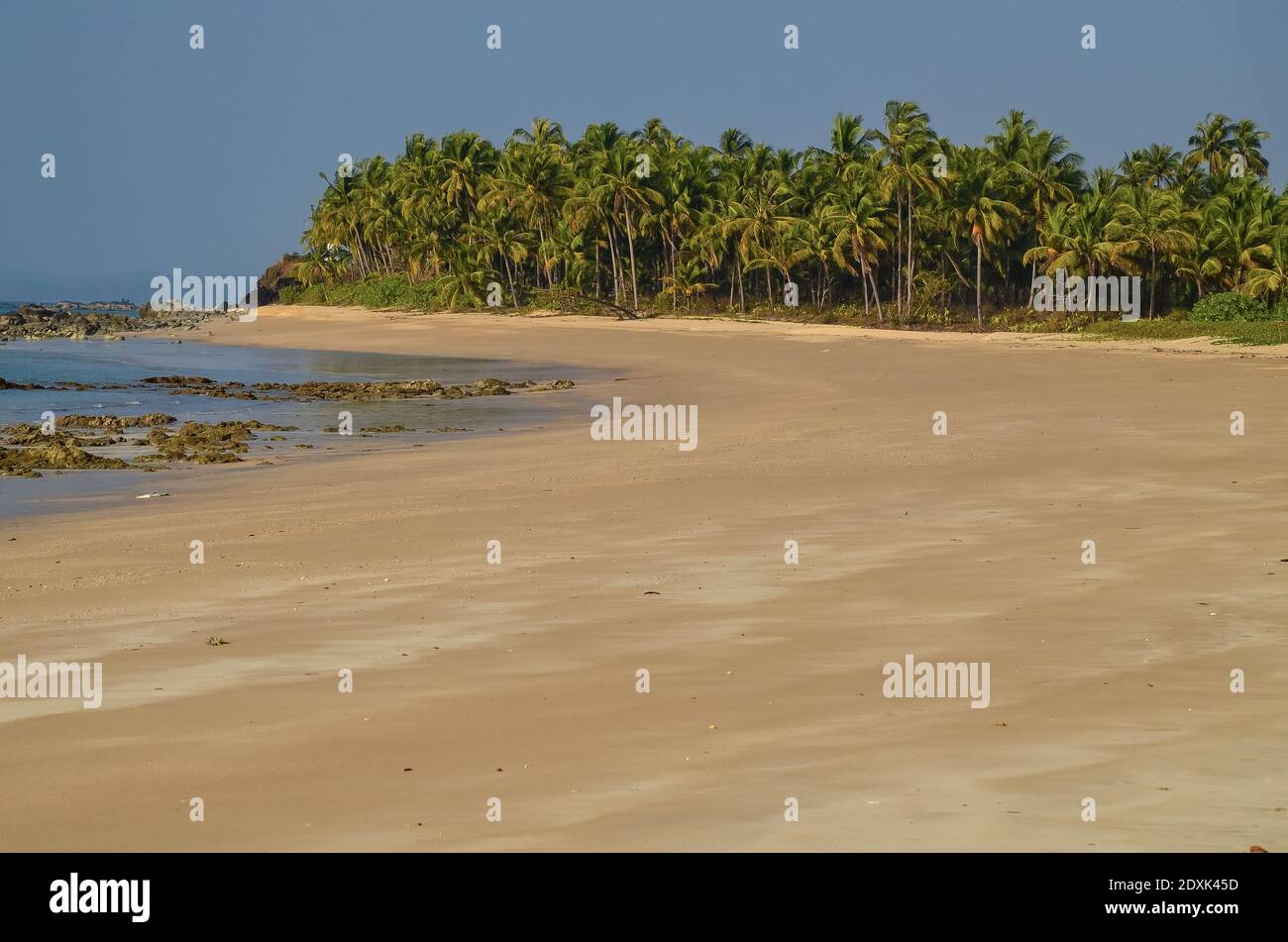 Gwa island hi-res stock photography and images - Alamy