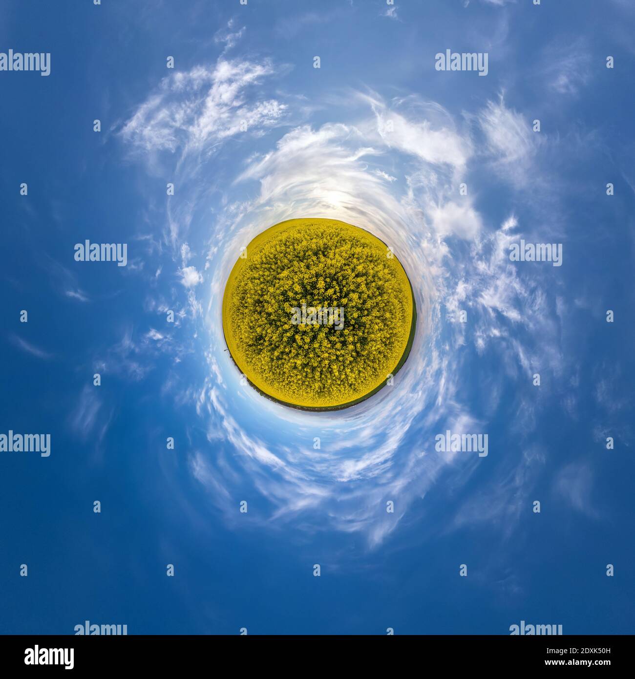 Curvat hi-res stock photography and images - Alamy