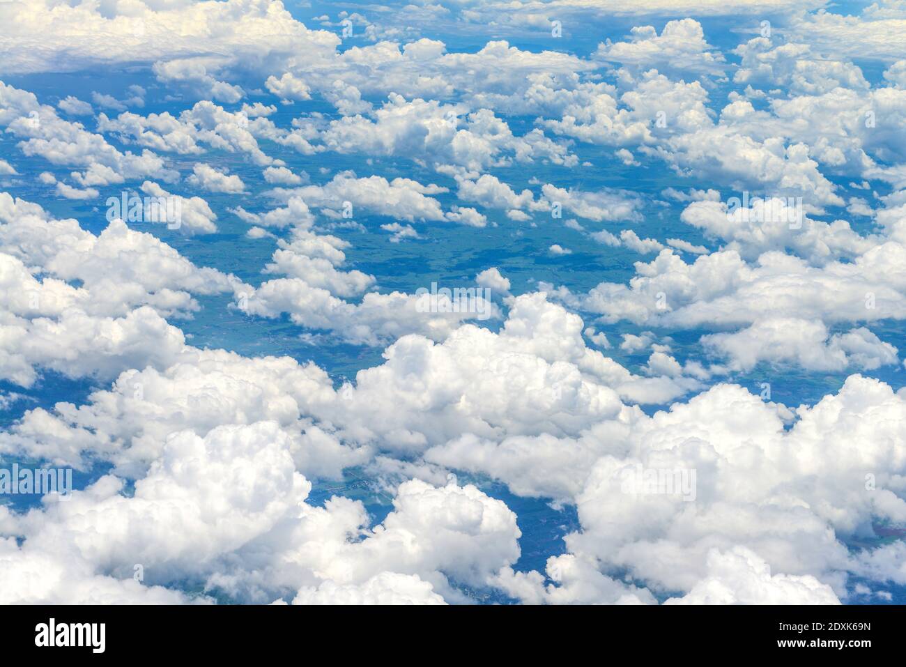Aerial plane sky asia hi-res stock photography and images - Alamy