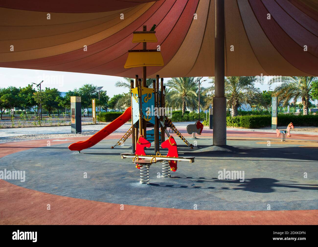 Amusement park facilities hi-res stock photography and images - Alamy