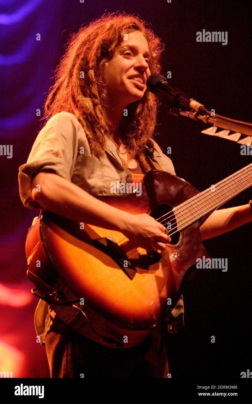 Ani difranco 2003 hi-res stock photography and images - Alamy