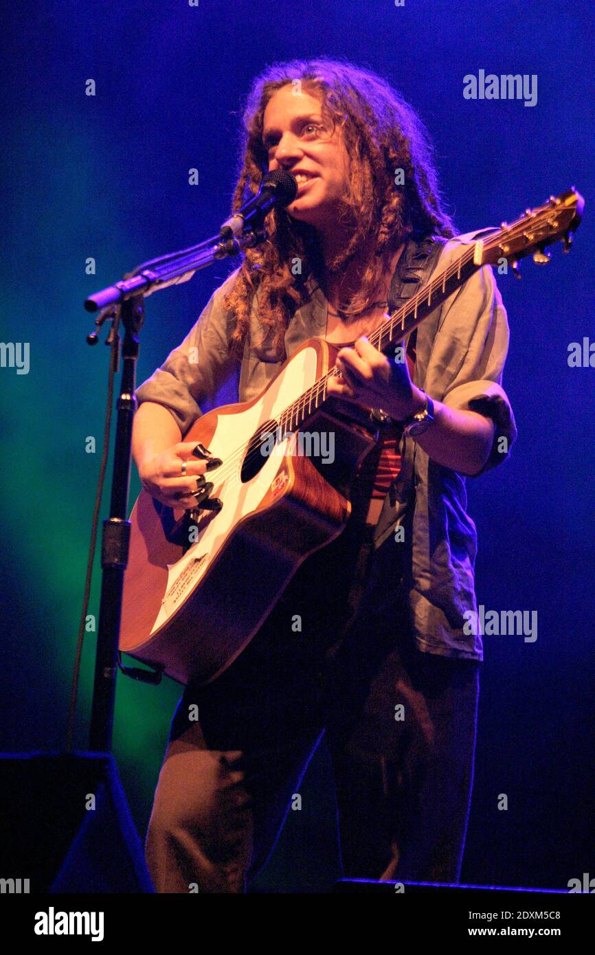 Ani difranco 2003 hi-res stock photography and images - Alamy