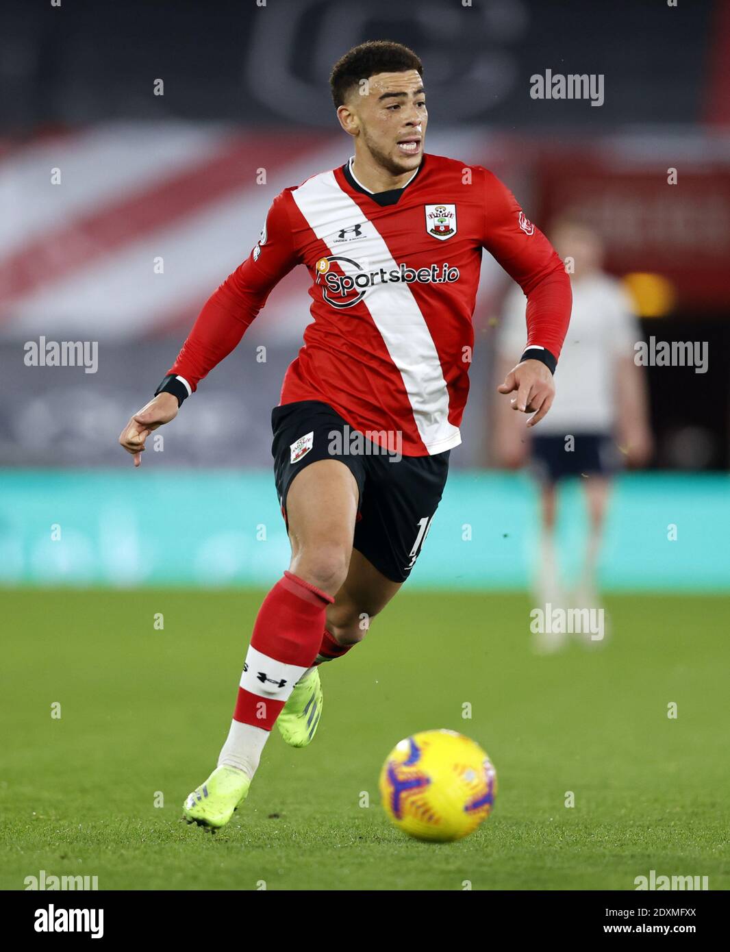 Che adams southampton 2020 hi-res stock photography and images - Alamy