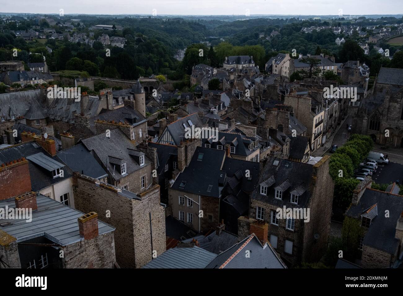 Illustration of daily life in France. Illustration de vie quotidienne ...