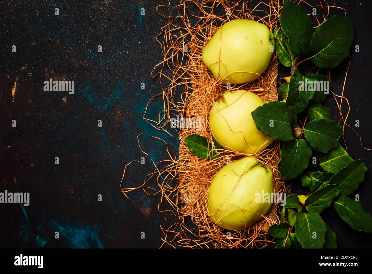 Large ripe quinces hi-res stock photography and images - Alamy