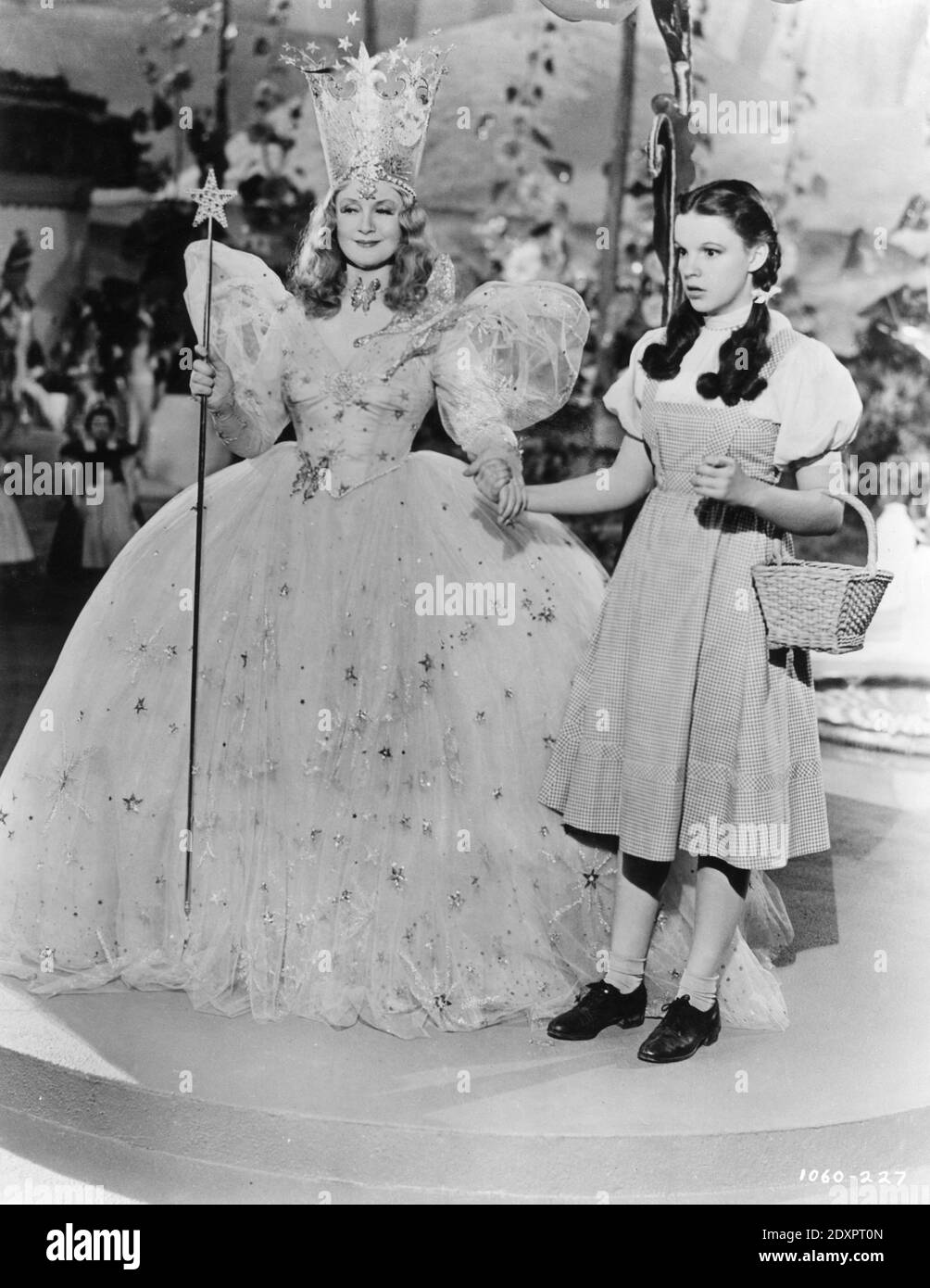 BILLIE BURKE as Glinda and JUDY GARLAND as Dorothy in THE WIZARD OF OZ ...