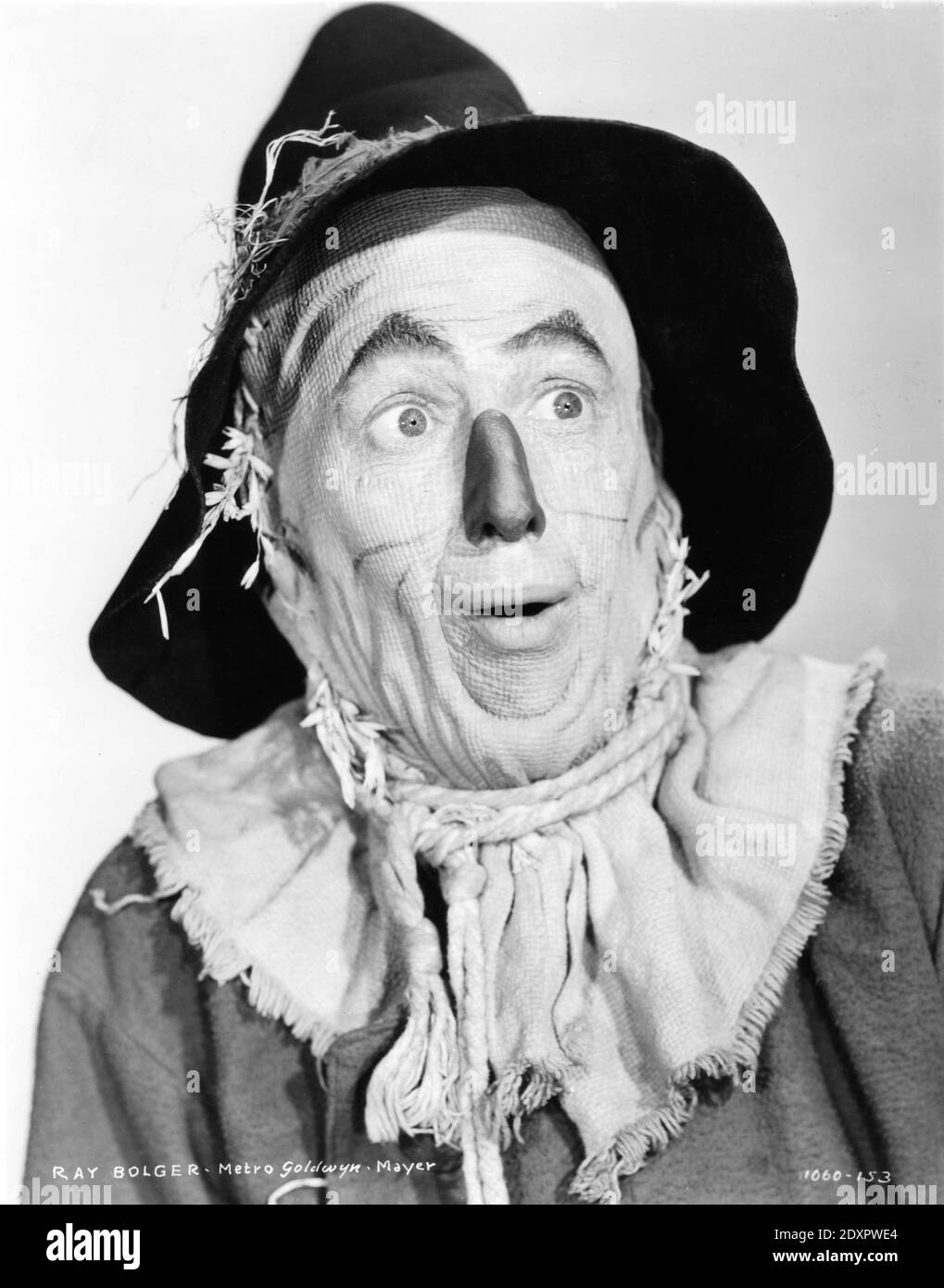 RAY BOLGER Portrait as Scarecrow in THE WIZARD OF OZ 1939 director ...