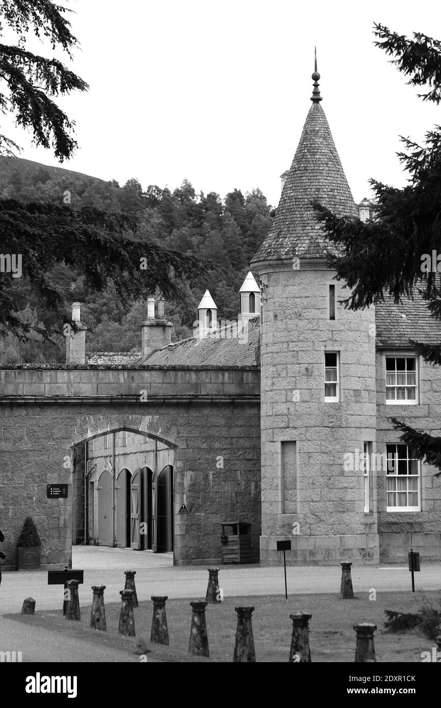 Balmoral castle exterior hi-res stock photography and images - Alamy