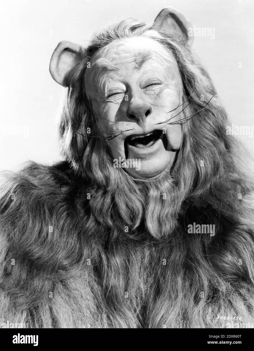 BERT LAHR Portrait as the Cowardly Lion in THE WIZARD OF OZ 1939 ...