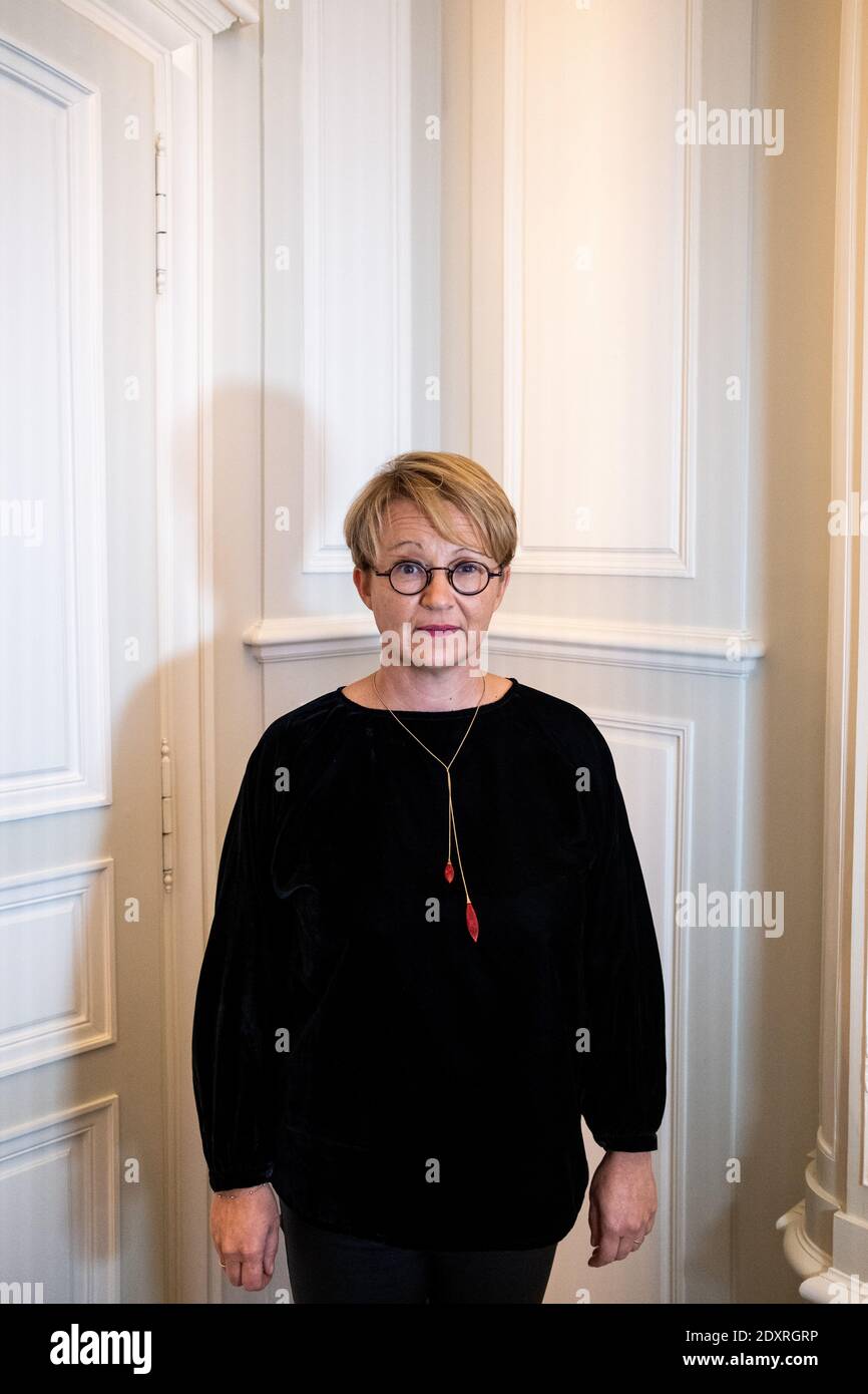 Nathalie appere hi-res stock photography and images - Alamy