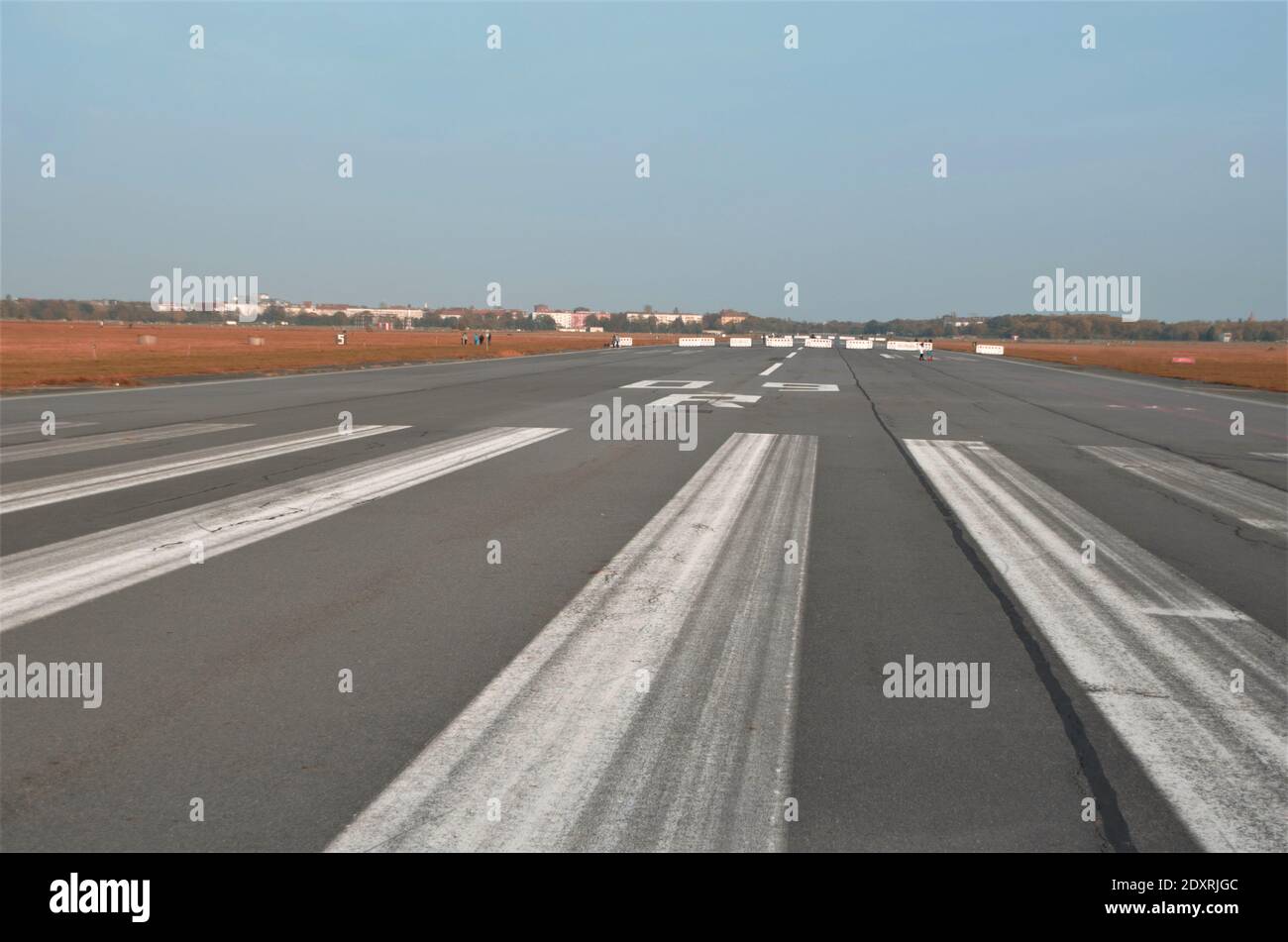 Runway marking paint hi-res stock photography and images - Alamy