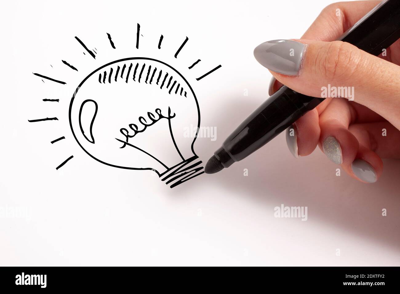 Hand drawing light bulb Stock Photo - Alamy
