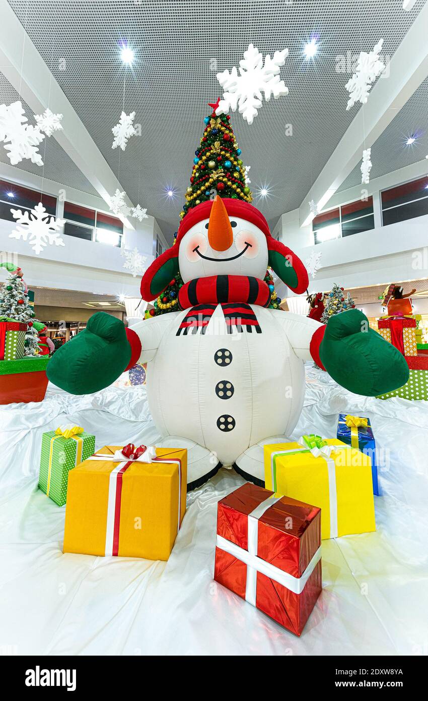 Inflatable installation hi-res stock photography and images - Alamy