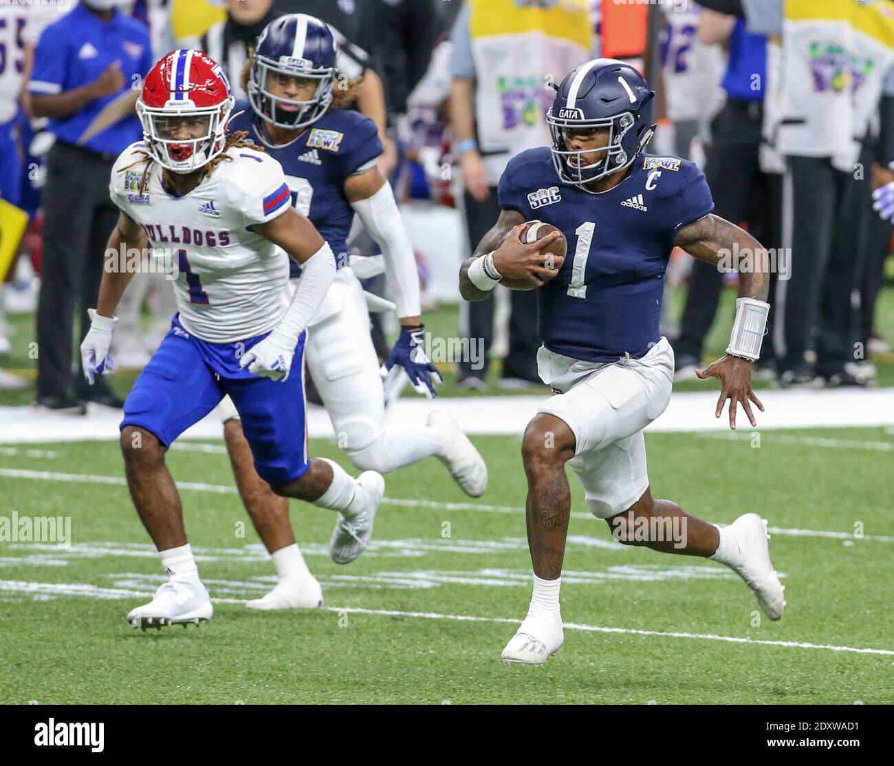 Shai werts hi-res stock photography and images - Alamy