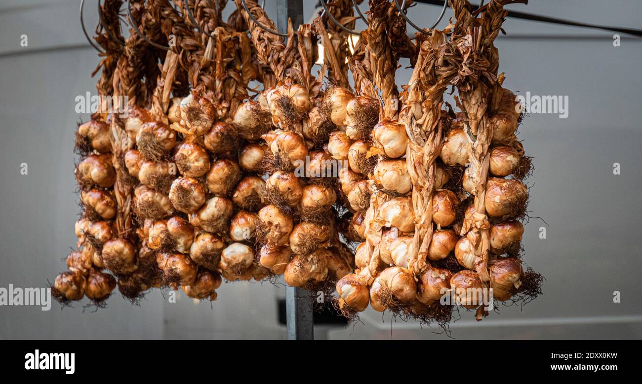 Plaited garlic hi-res stock photography and images - Alamy