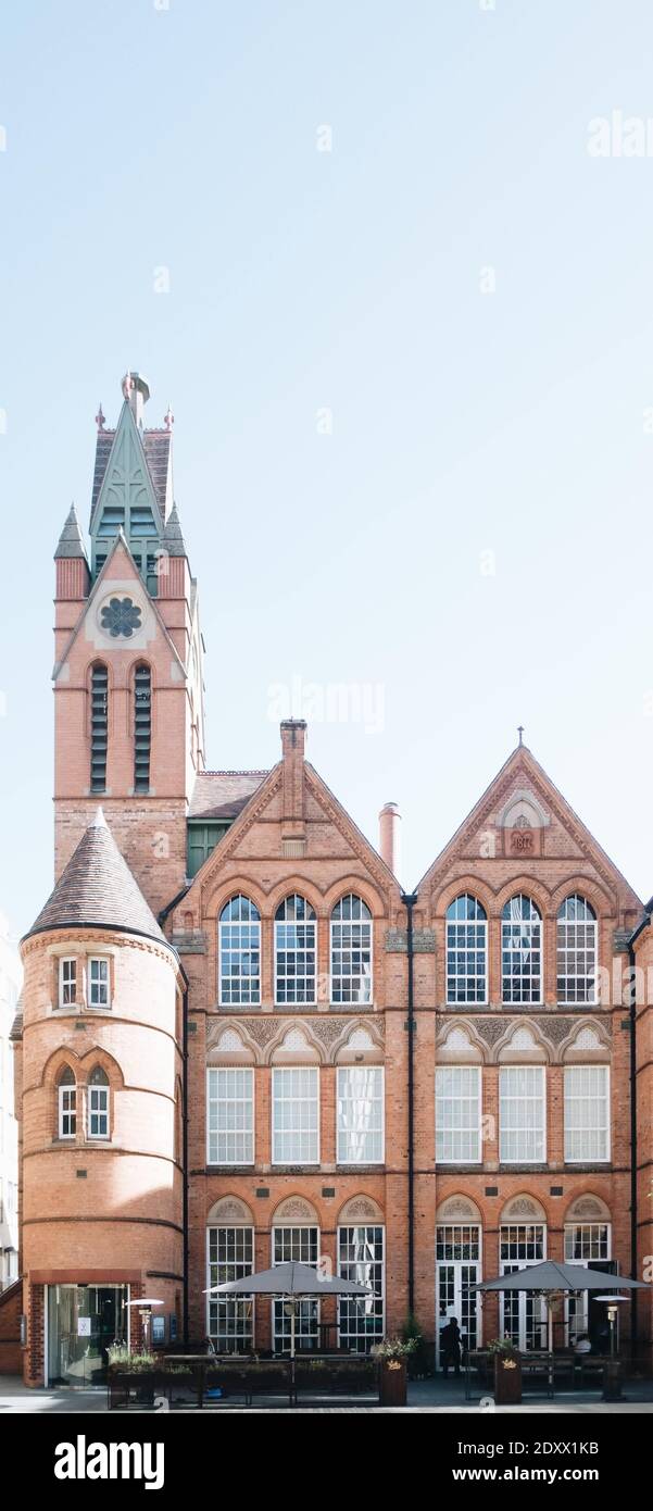 A Figure of Eight Pub in Birmingham, England Stock Photo - Alamy