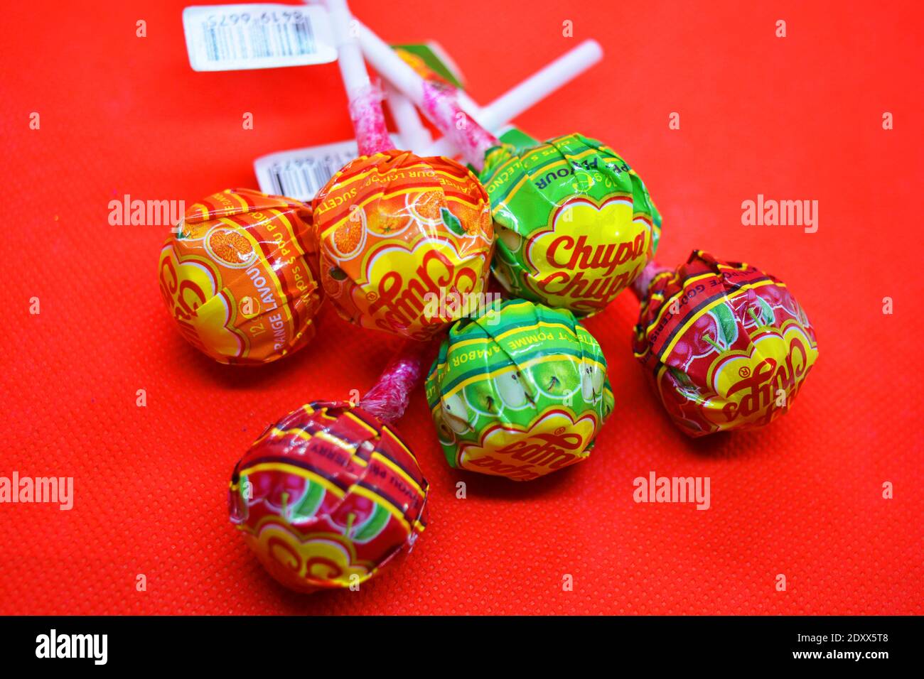 Sucking the candy hi-res stock photography and images - Alamy
