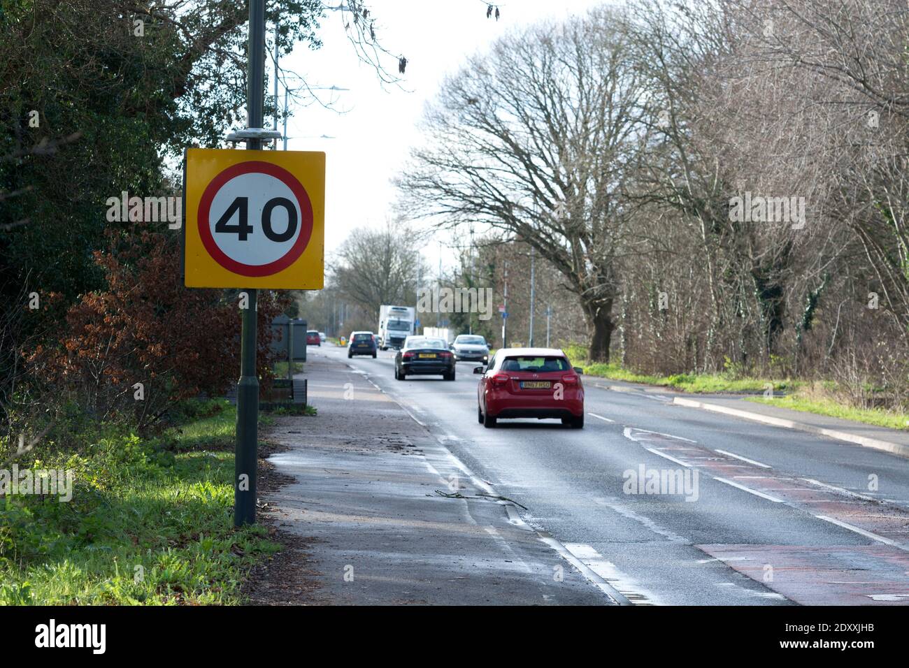 40 mph speed limit hi-res stock photography and images - Alamy