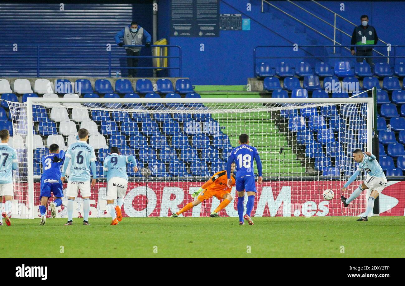 Iago Aspas of Celta de Vigo shoot for goal during the Spanish ... Iago Aspas of Celta de Vigo shoot for goal during the Spanish ...