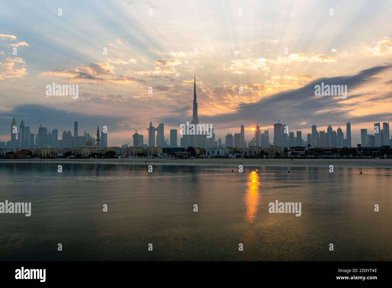 Dubai beach coast hi-res stock photography and images - Alamy