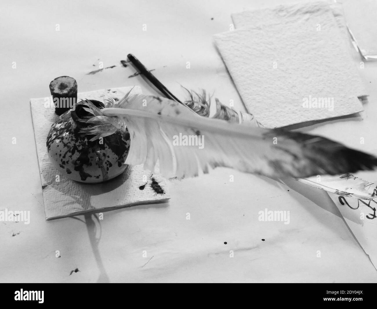 Angle quill hi-res stock photography and images - Alamy