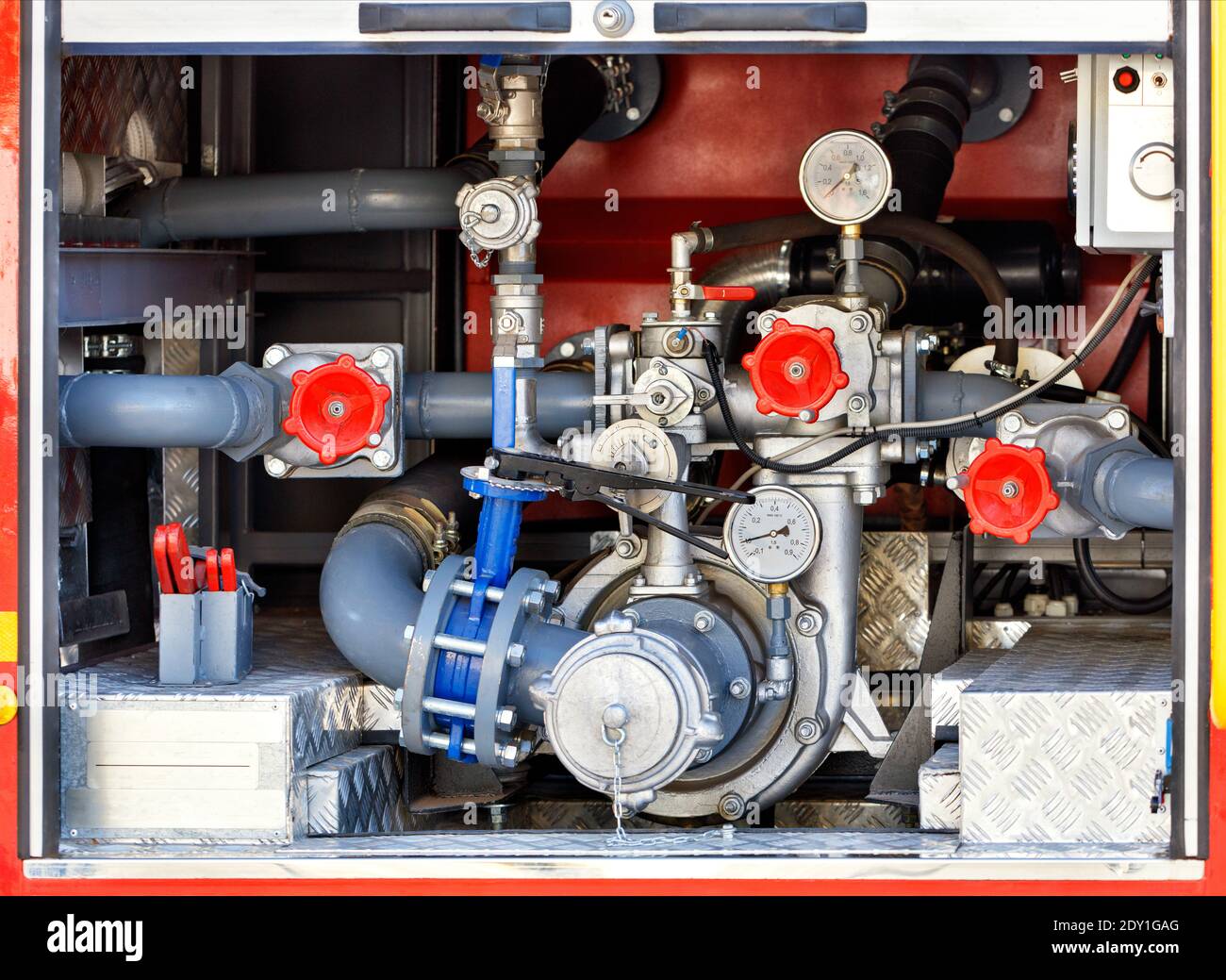 Fire engine machine hi-res stock photography and images - Alamy