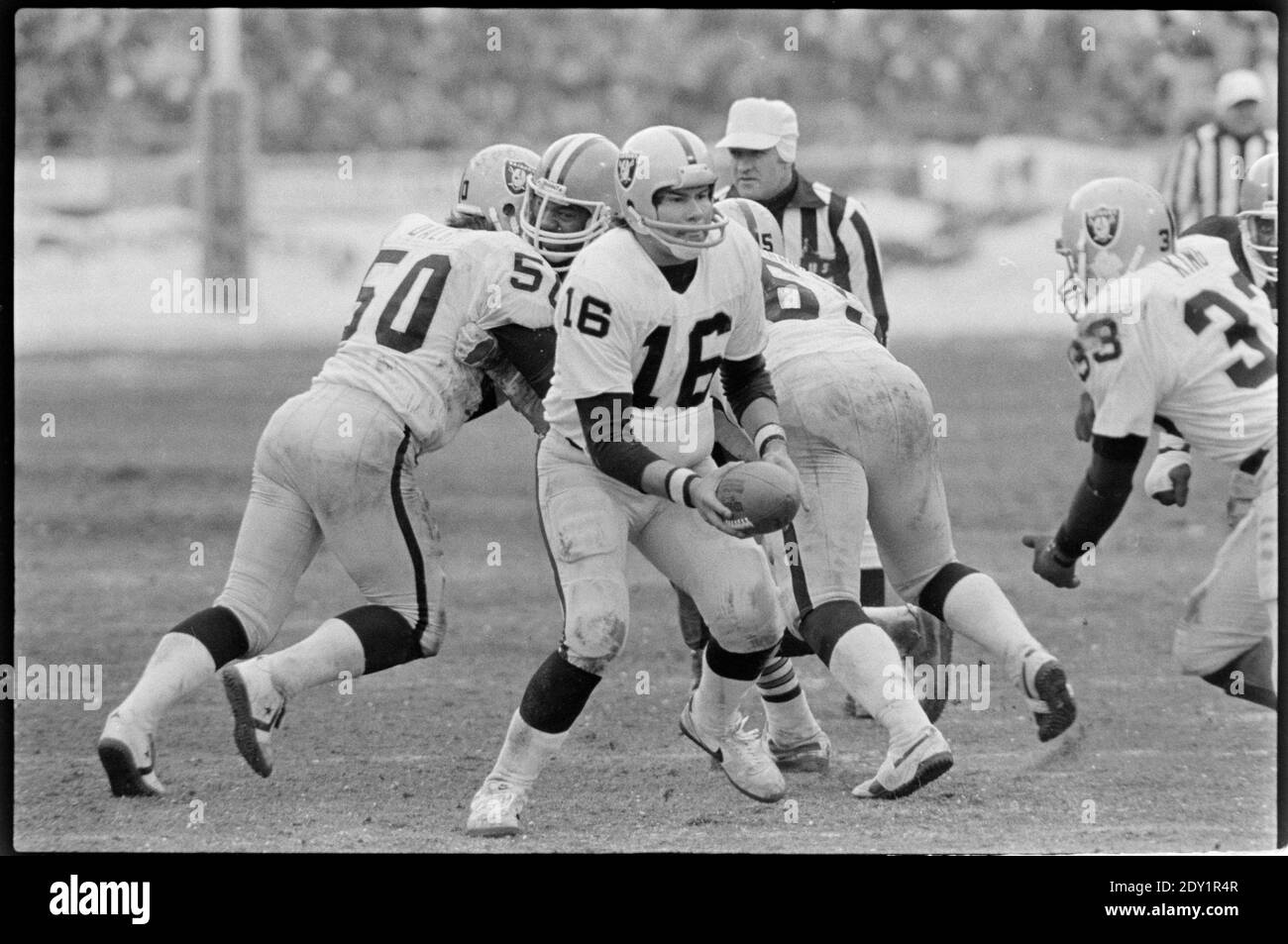 1980 season playoff hi-res stock photography and images - Alamy