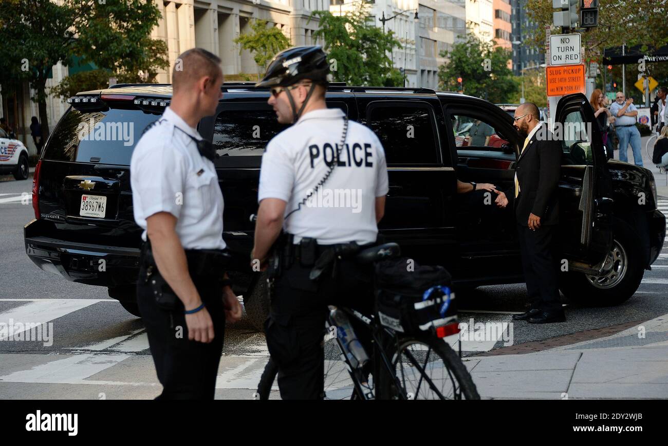 U s a secret service agents hi-res stock photography and images - Alamy
