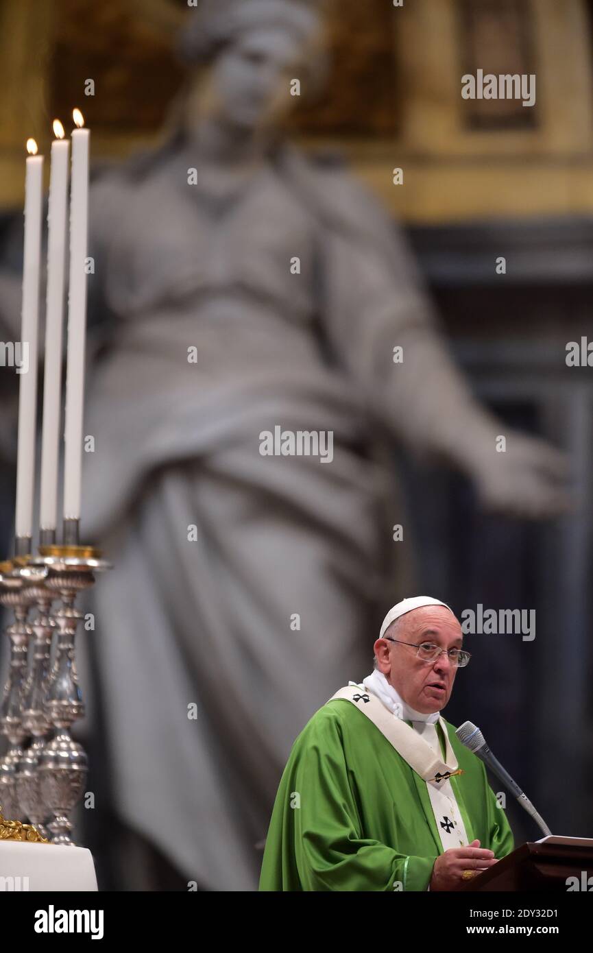 Contraception catholique hi-res stock photography and images - Alamy