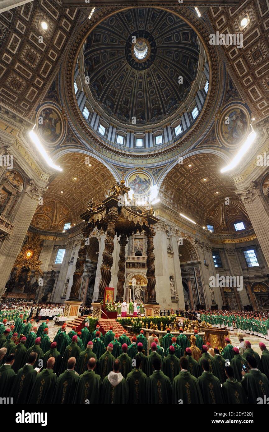 Contraception catholique hi-res stock photography and images - Alamy